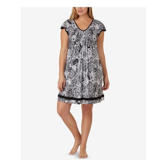 Ellen Tracy Intimates And Sleepwear Ellen Tracy Intimates White